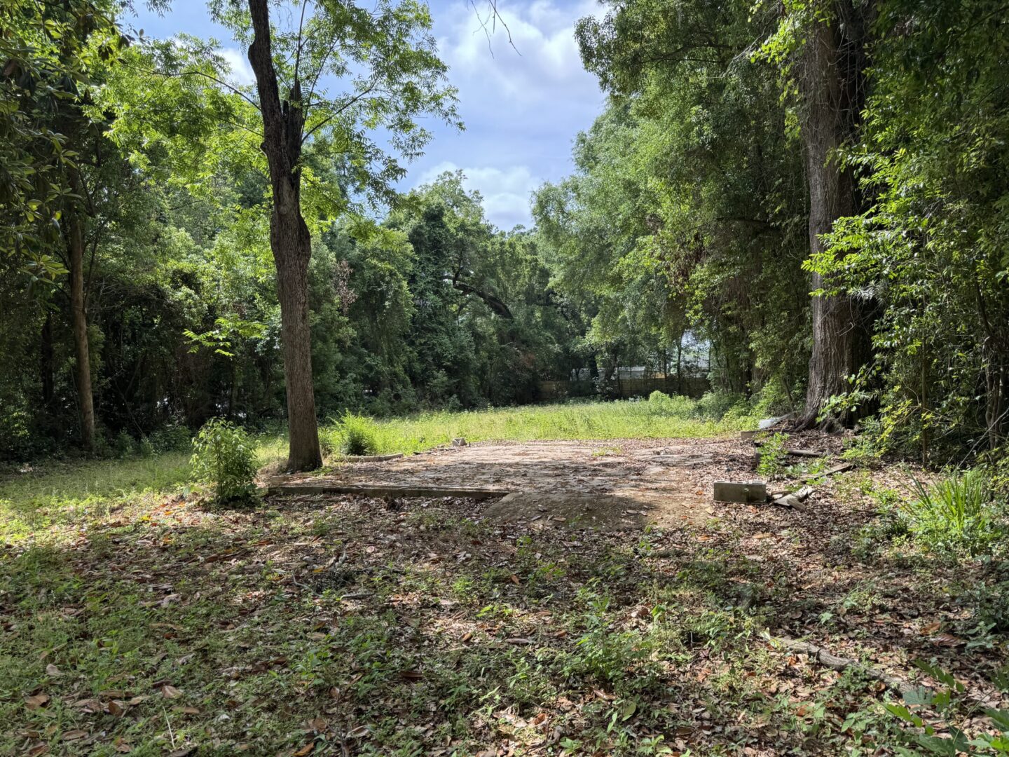 BATES ESTATE – Barfield Auctions